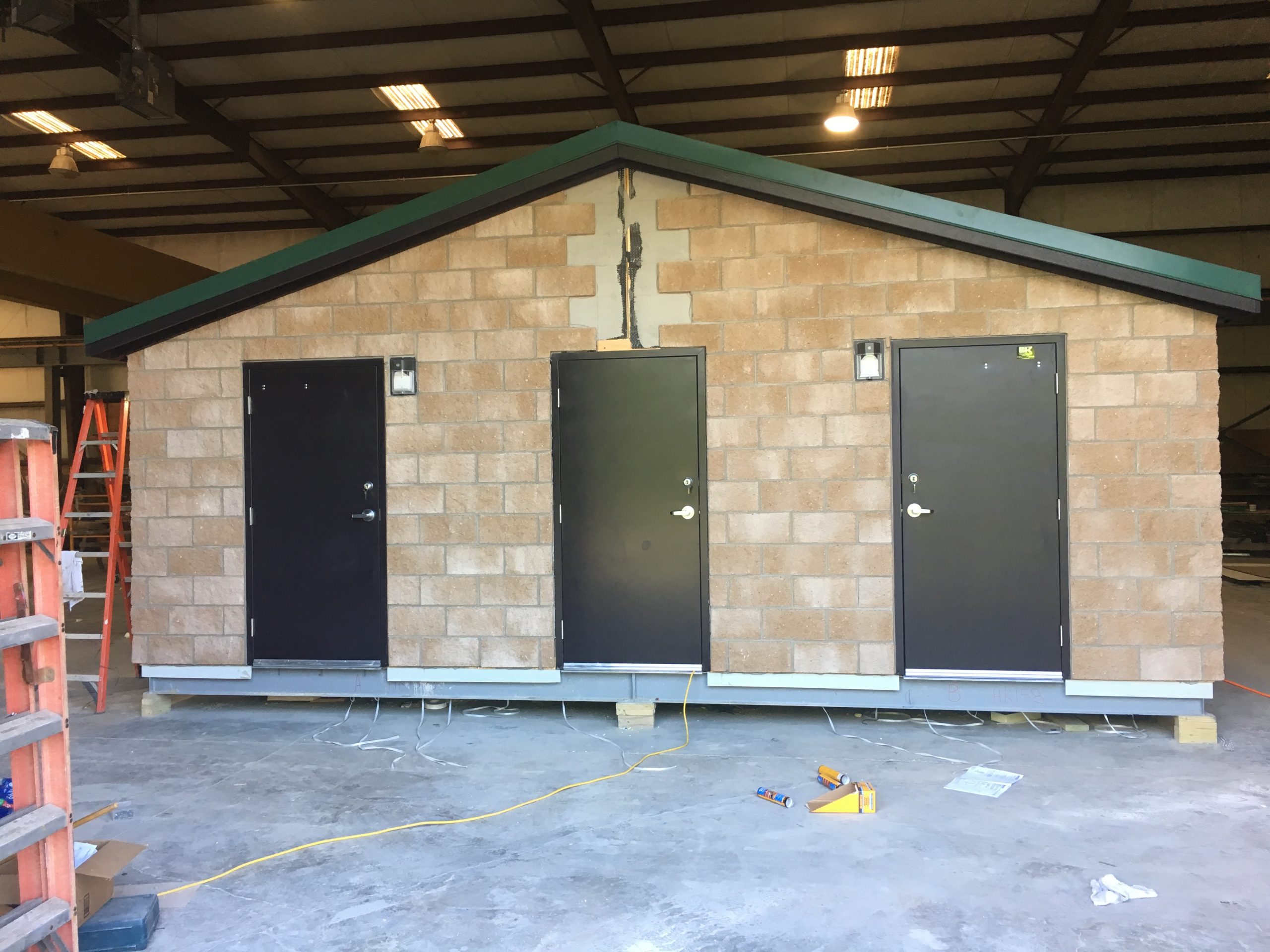 Modular Restrooms – HUNTER KNEPSHIELD